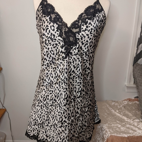 Victoria's Secret | Intimates & Sleepwear | Large Leopard Print ...
